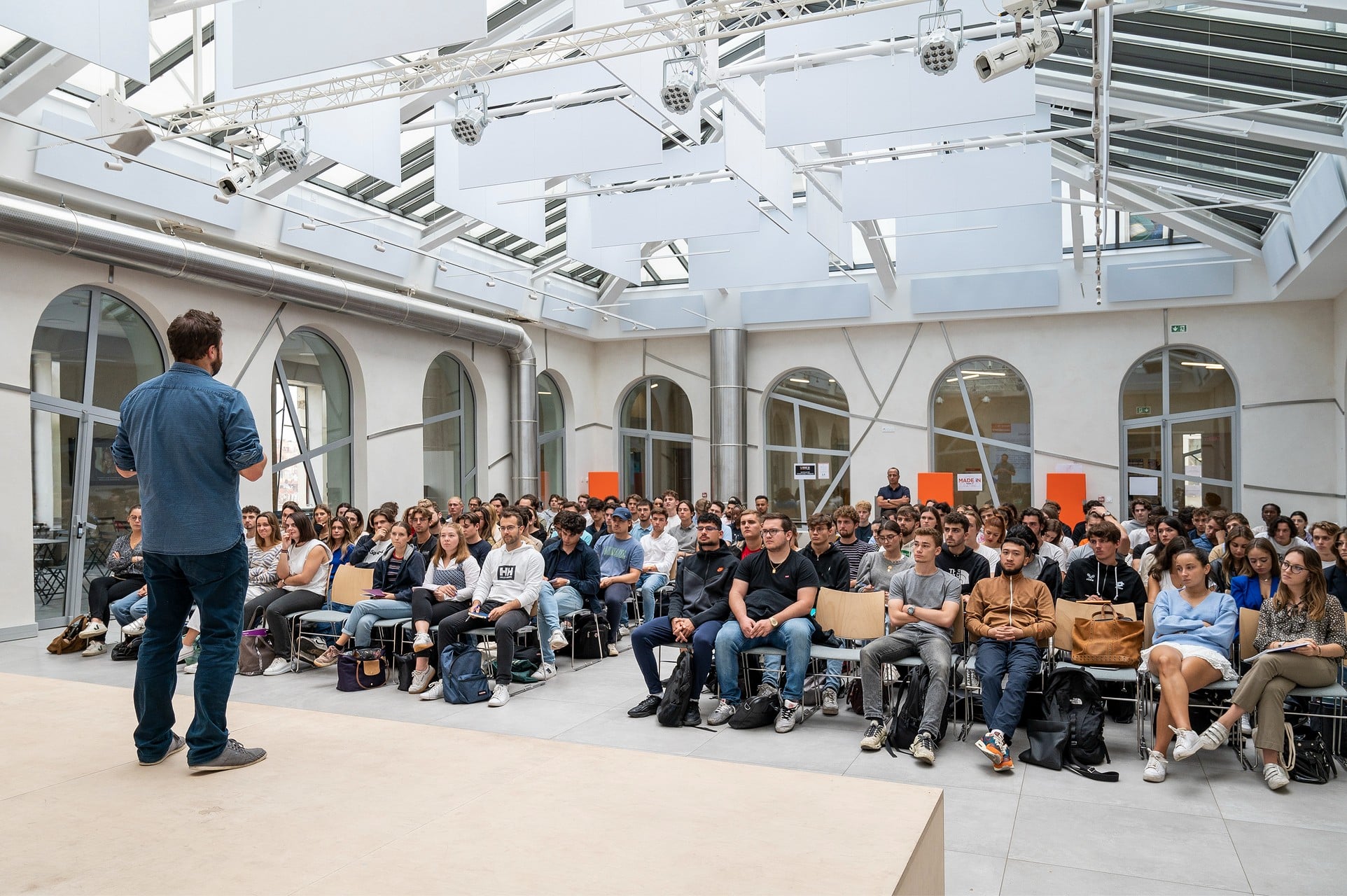 Réorientation d’études : pourquoi choisir hors Parcoursup ? - Made in Sainte Marie Lyon